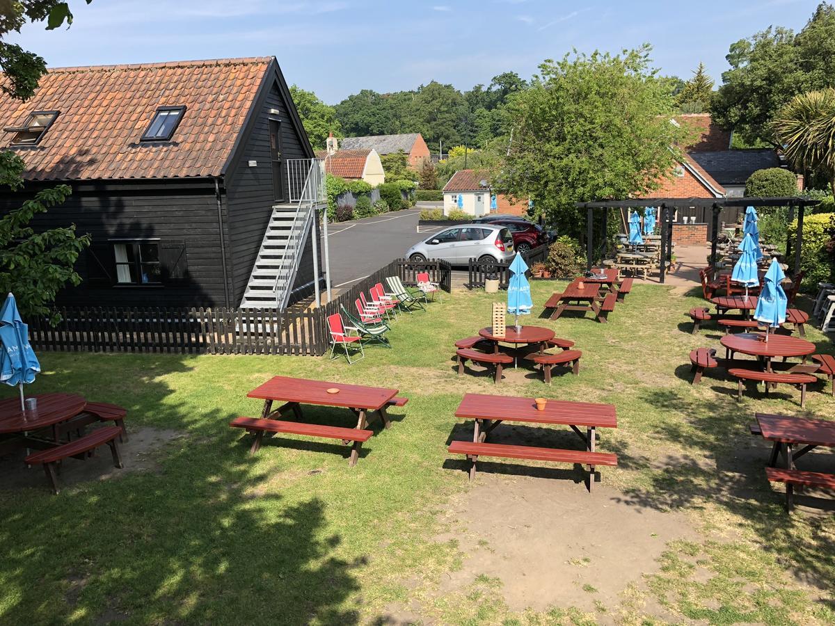 HOTEL CHERRY TREE PUB | ⋆⋆⋆⋆ | WOODBRIDGE, UNITED KINGDOM | SEASON ...